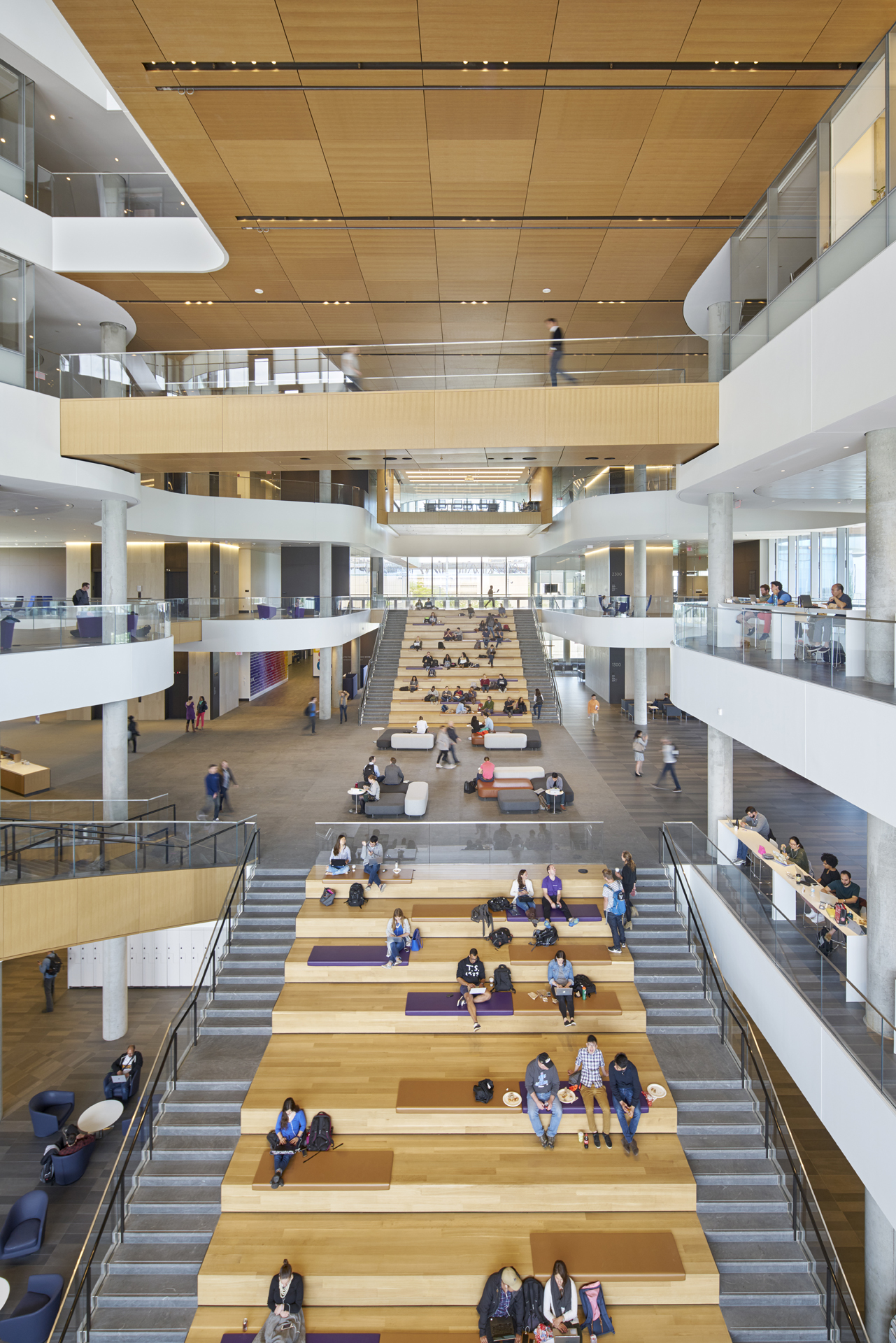 RF0702: Northwestern University - Kellogg School of Management > Mosa ...