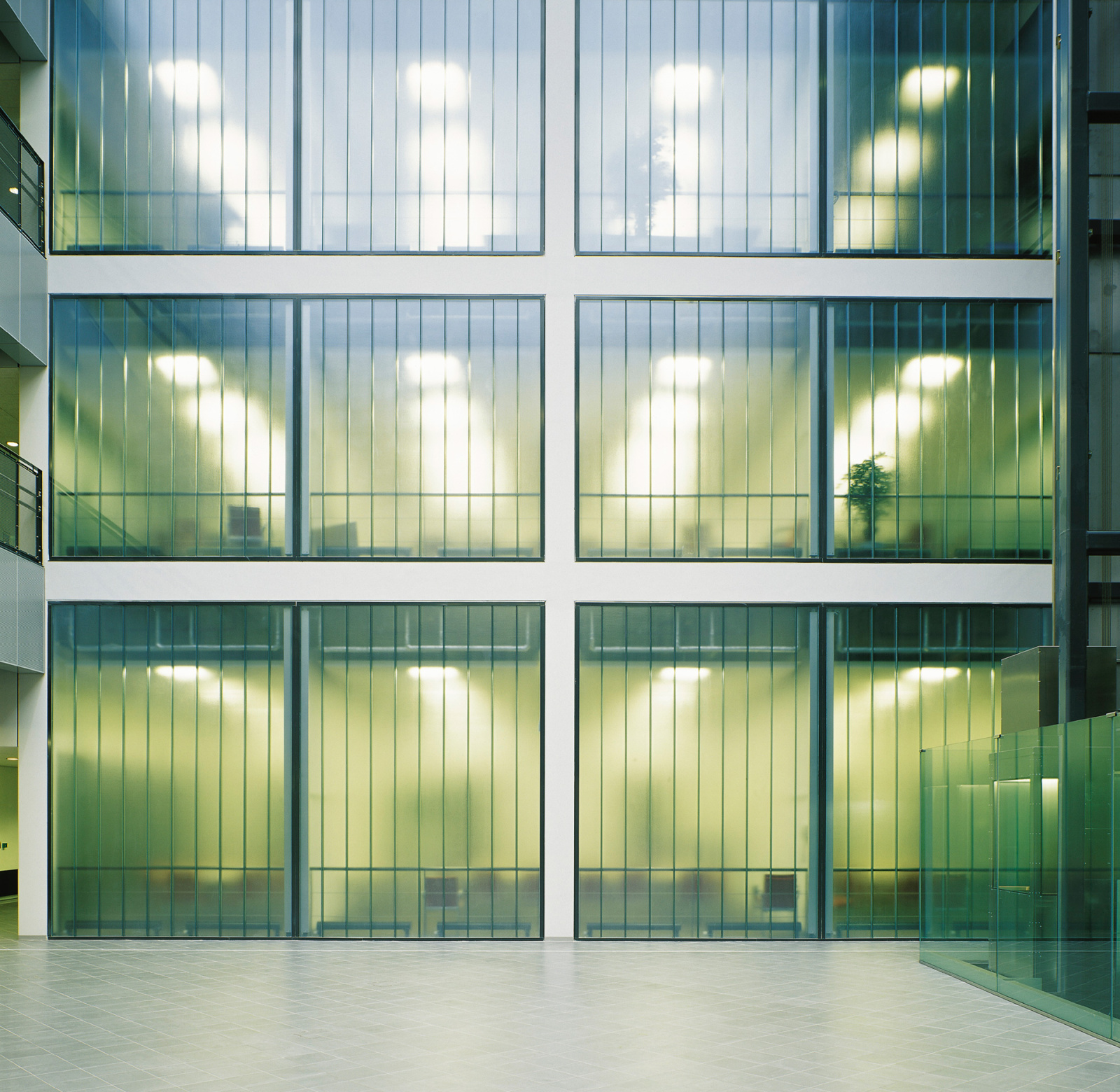 RF0235: TNO research center > View tile series