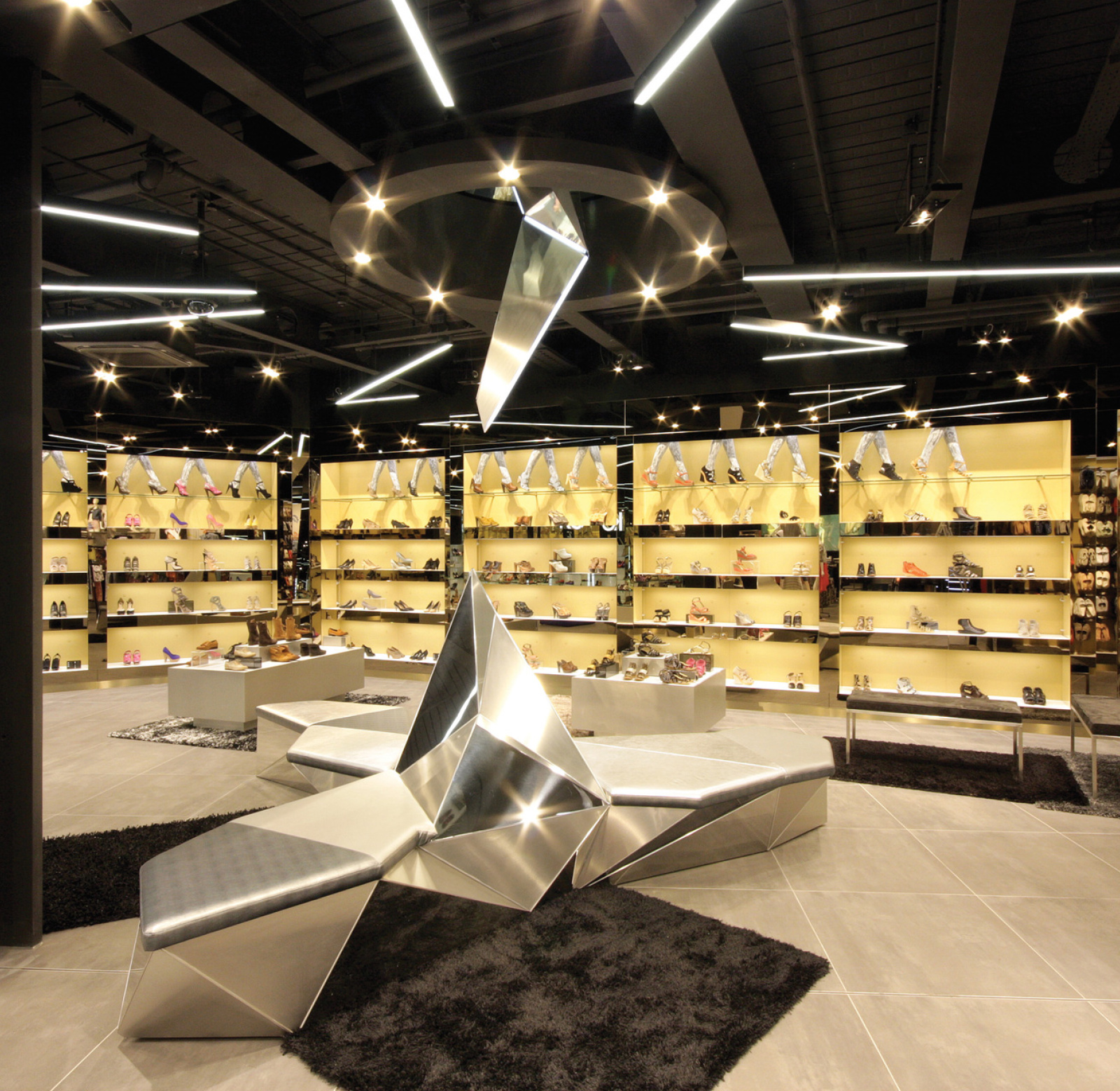 RF0279: Topshop > View tile series