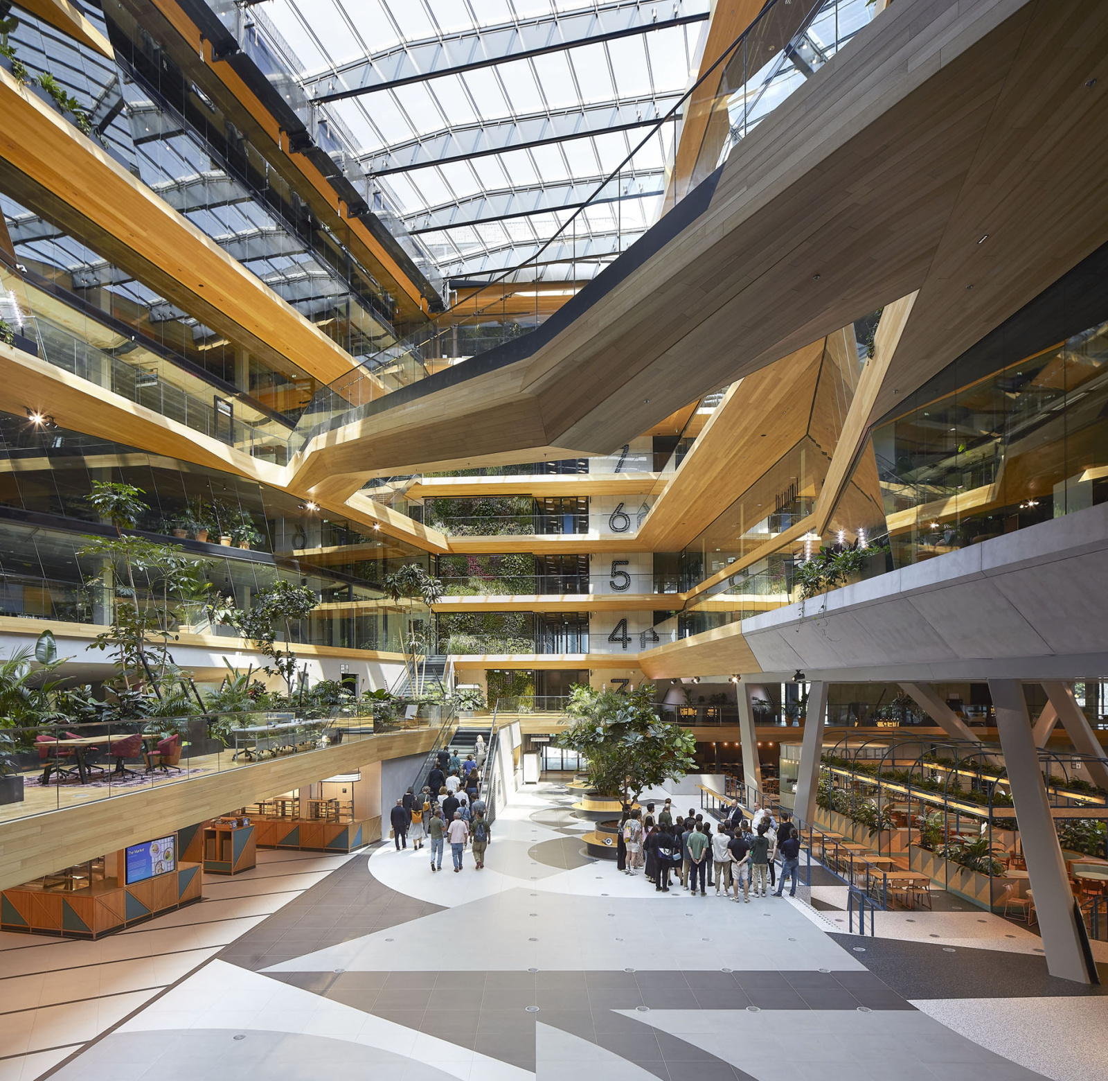 RF0933: Booking.com headquarters > Modular length (inch)