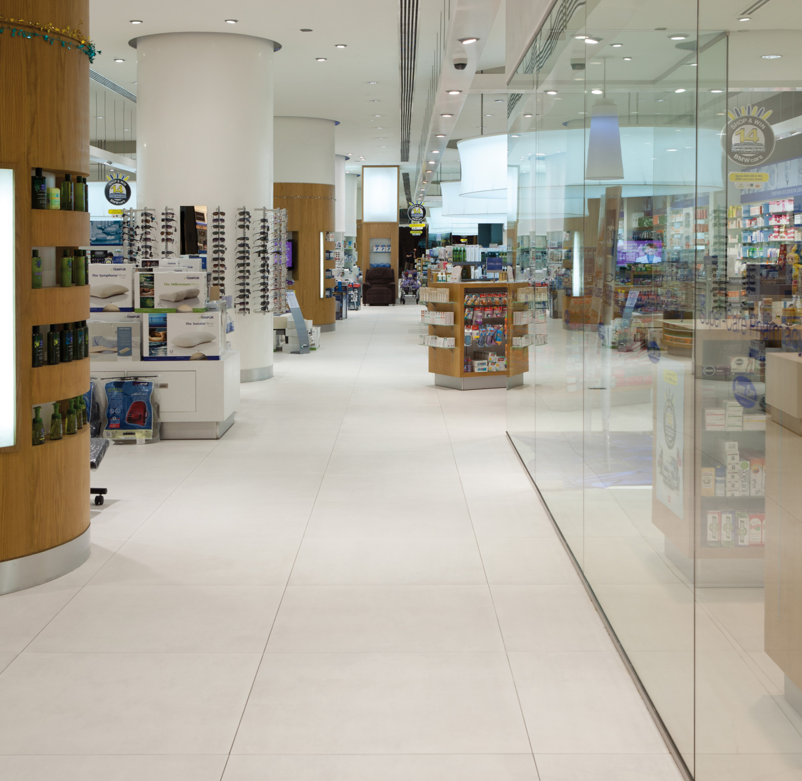 RF0349: SuperCare Pharmacy > Modular length (inch)