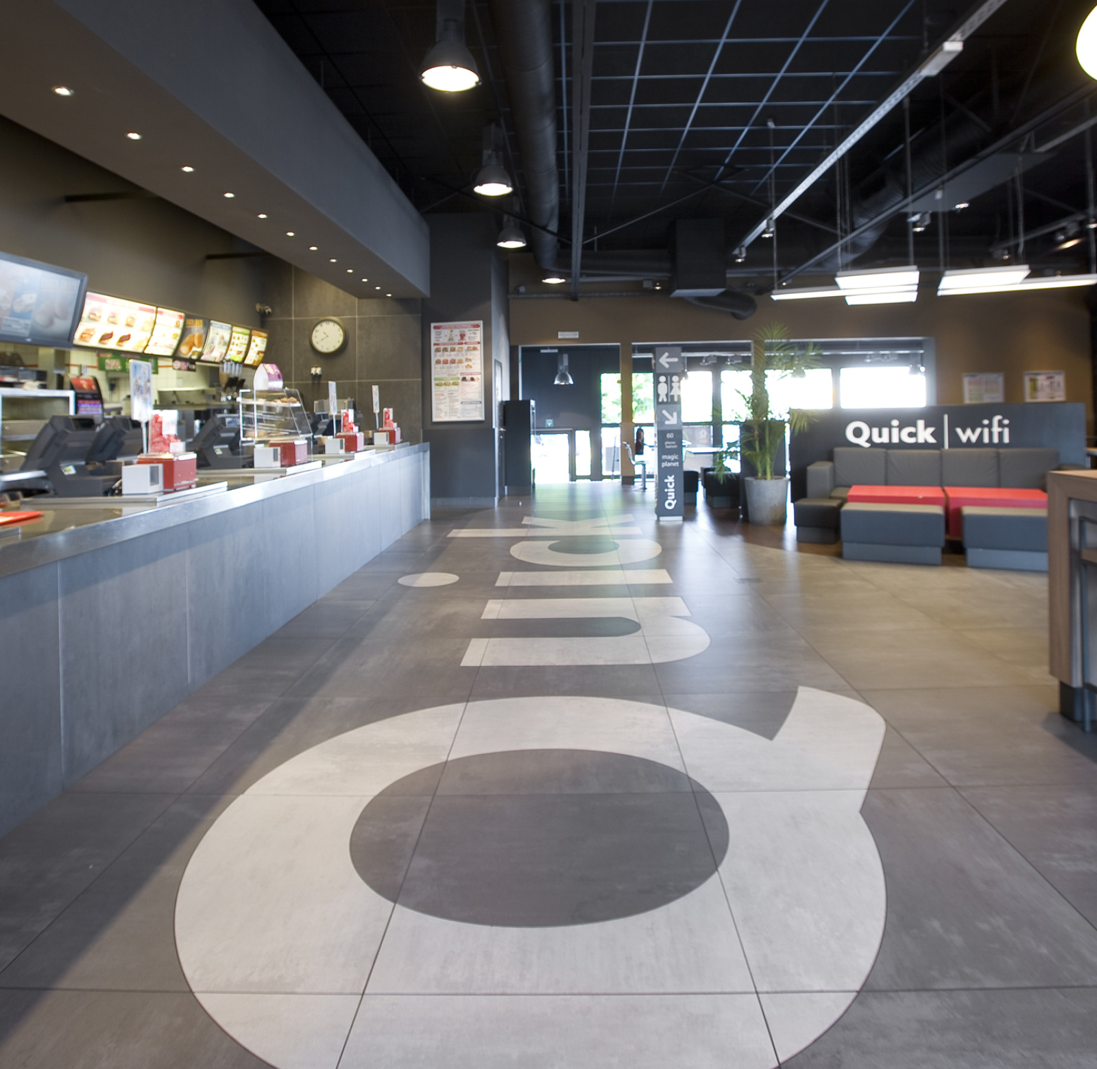 RF0278: Quick Restaurants Sint Agatha > Mosa tiles