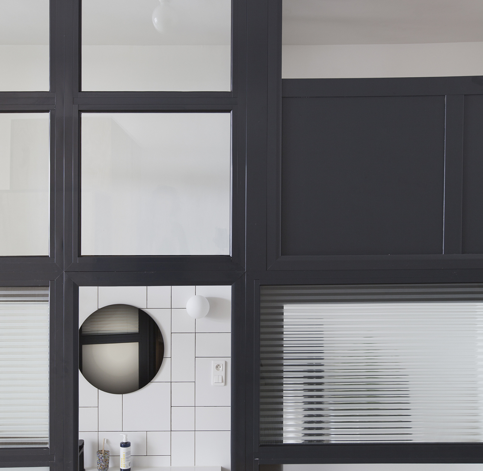 RF0872: Hauteville > View tile series