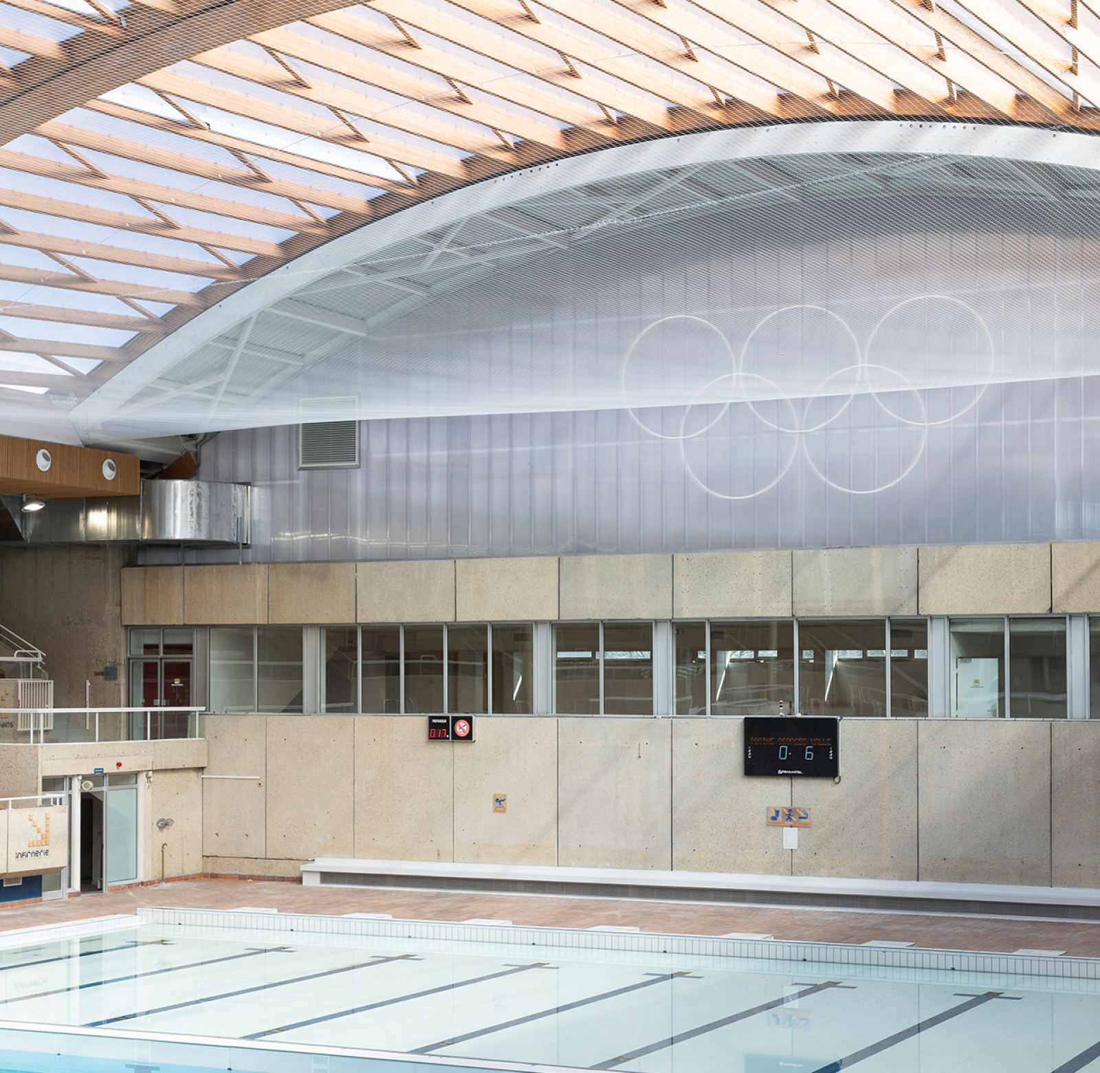 RF0945: Piscine Georges Vallerey > View tile series