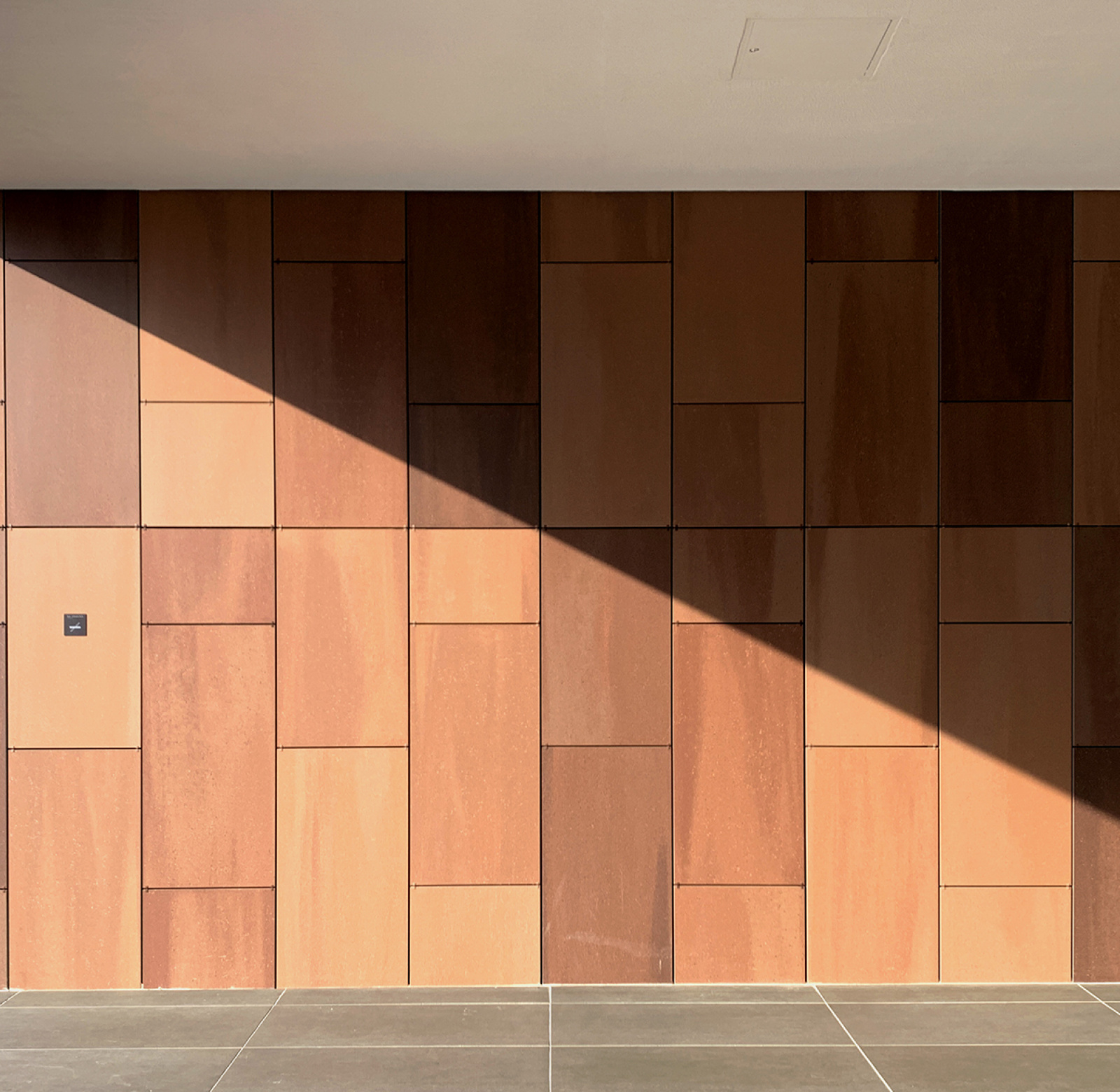 RF0870: Hanwha General Insurance Training Centre > View tile series