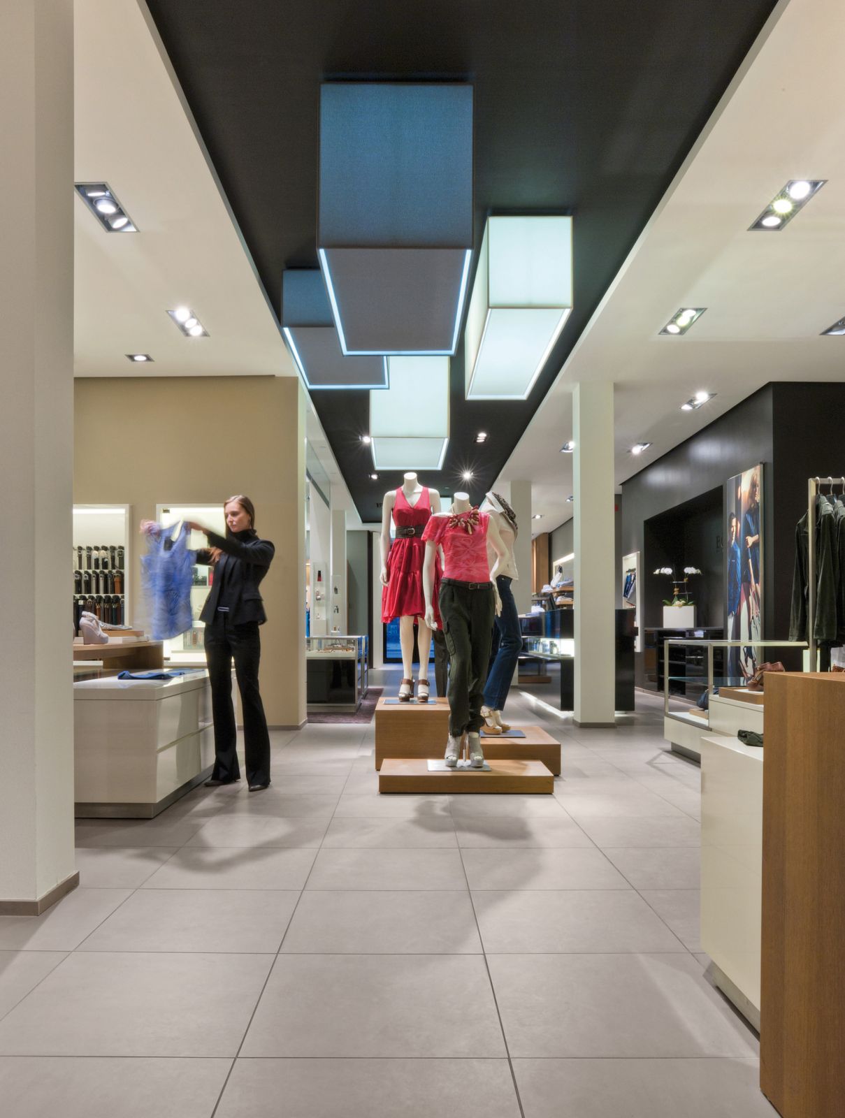 RF0301: Hugo Boss > Modular length (inch)