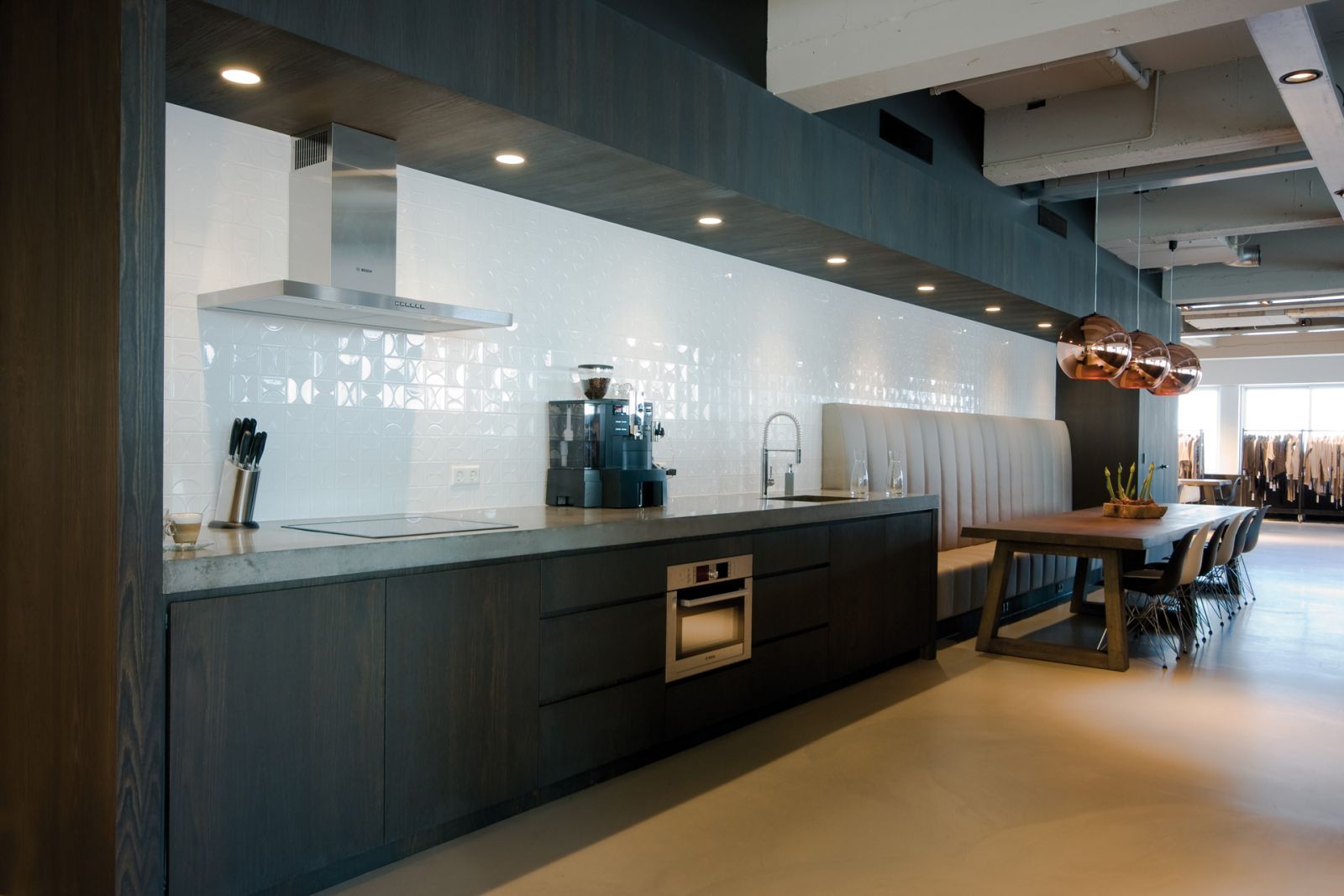 RF0305: Focus Brands B.V. > View tile series