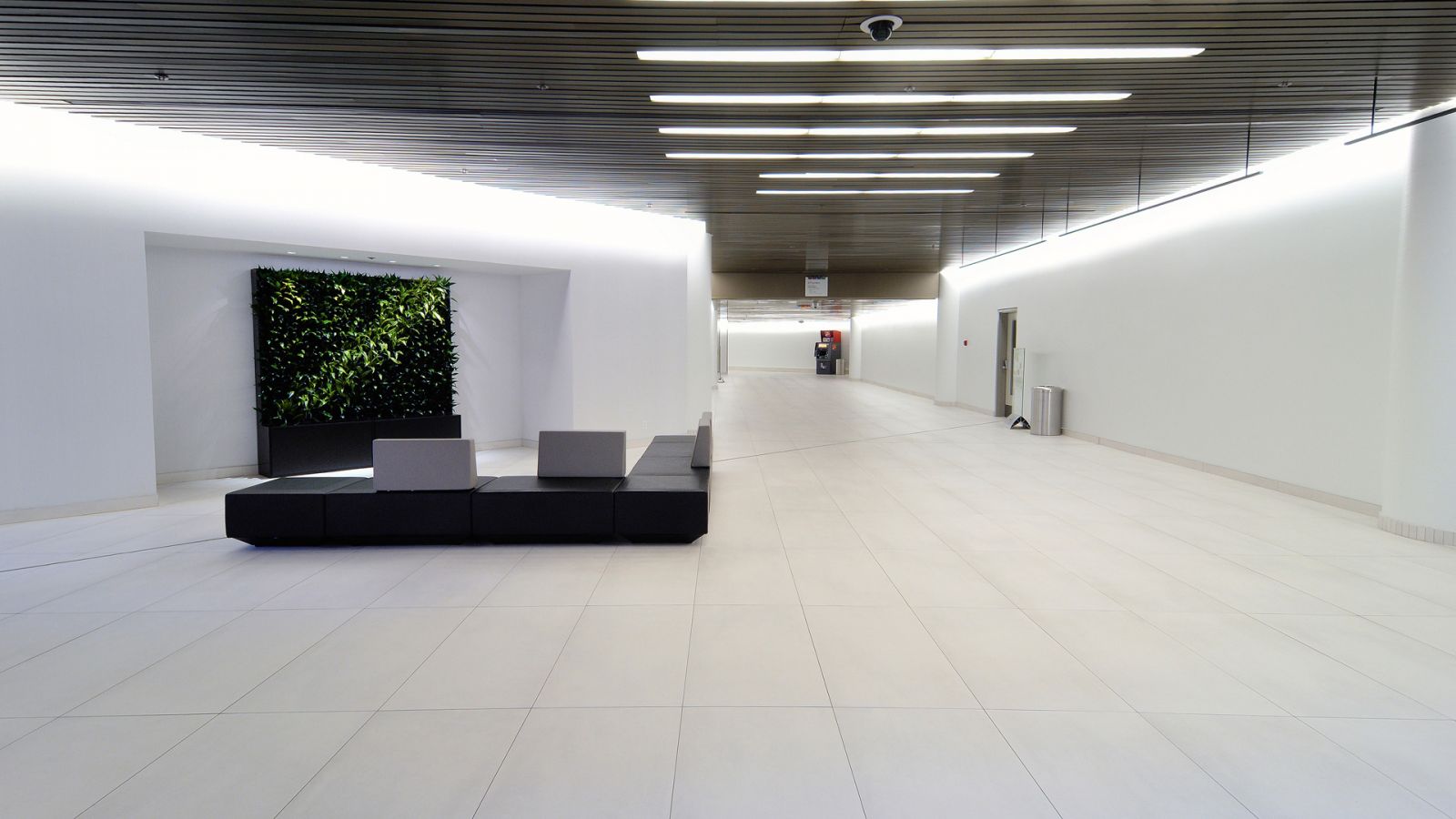 RF0374: Bell Trinity Square > View tile series